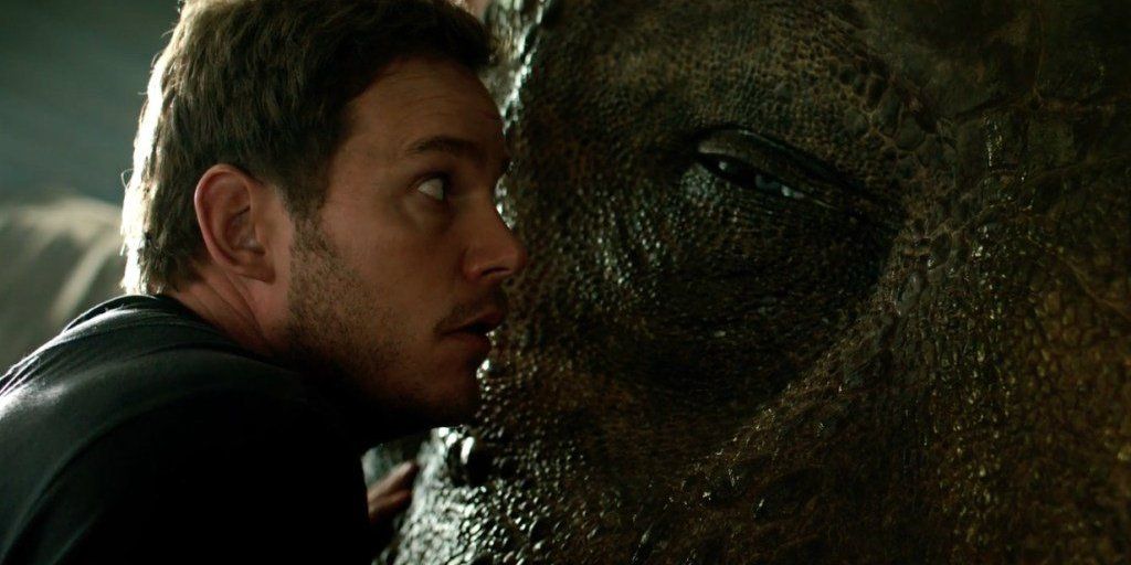 Watch The T-Rex Awaken in Jurassic World 2 Teaser | Screen Rant