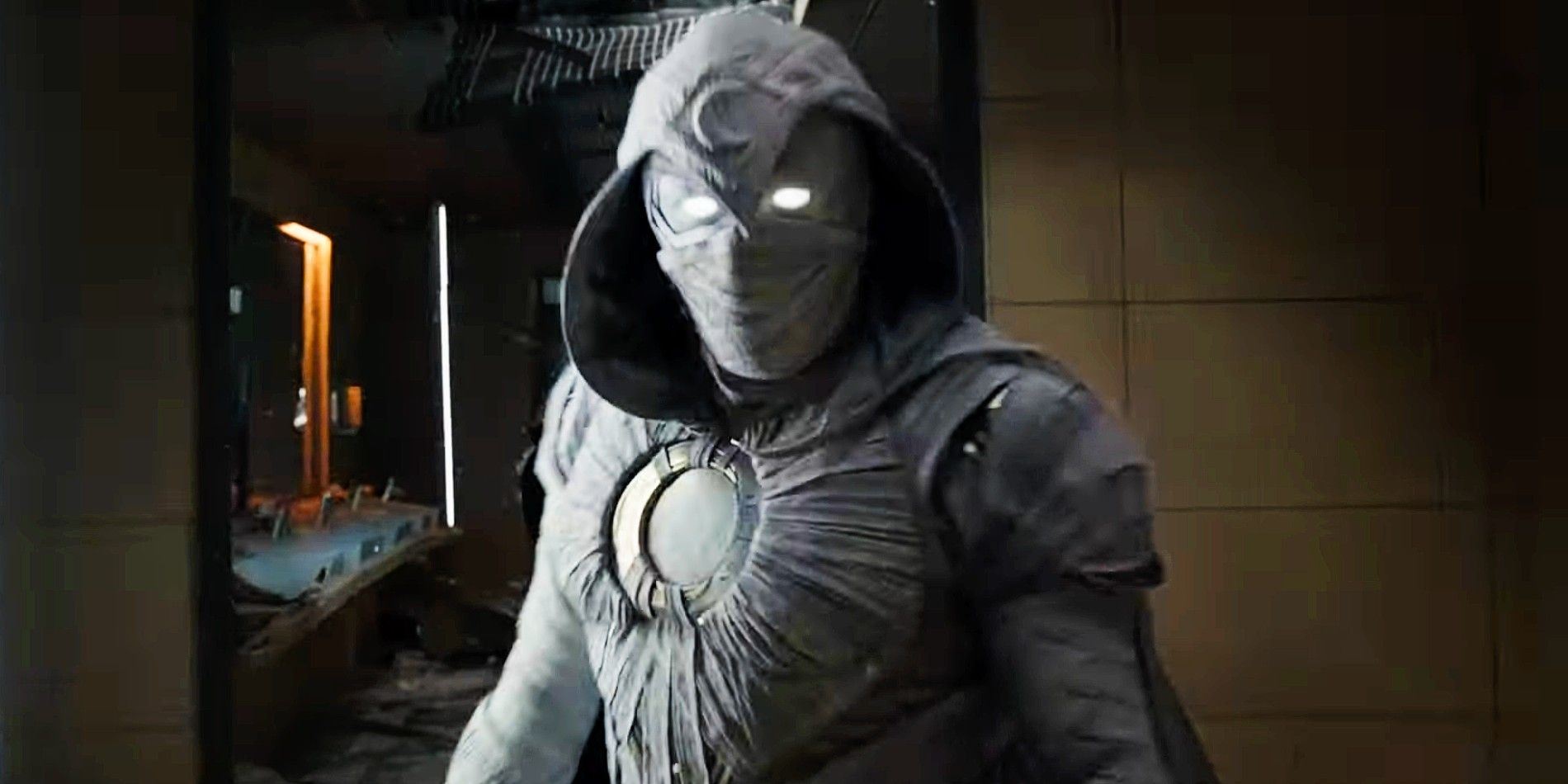 Moon Knight Review: Ethan Hawke Shines in This Mid-Tier MCU Series